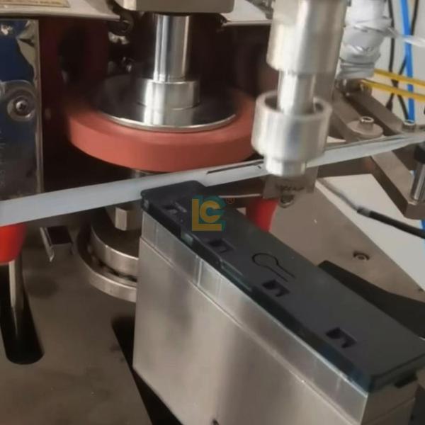 Quality Irregularly shaped bottle cap container edge profiling hot stamping machine for sale