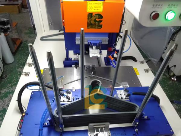Quality Monochrome pad printing machine for hangers for sale