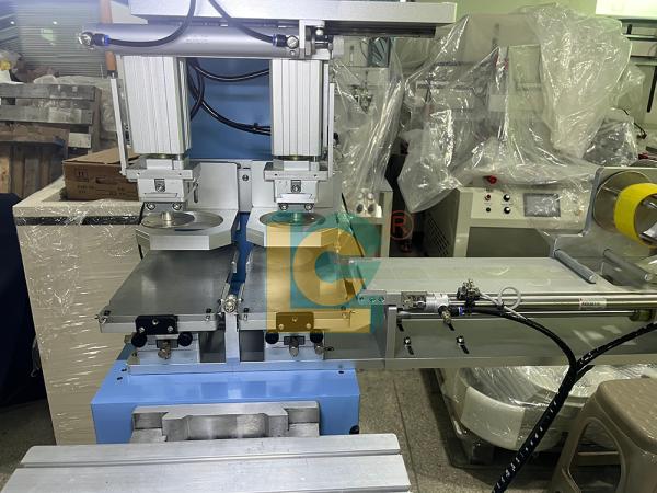 Quality LC 2-Color Closed Ink Cup Pad Printing Machine with Independent Pad Shuttle for sale