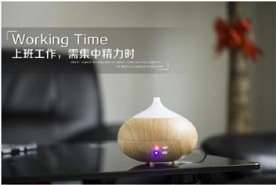 China Ultrasonic electric portable aromatherapy essential oil diffuser wood with 7LED light GK-HU07 for sale