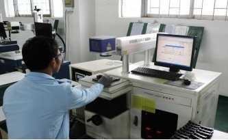 China A operação secundária profissional morre fabricante With High Precision da carcaça à venda