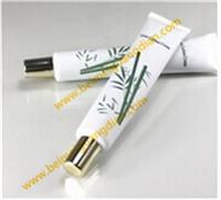 China 50ml toner soft carbon cream / black doll toner laser whitening Nano-powdered activated carbon 2 pieces for sale