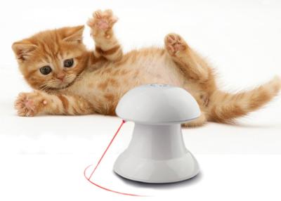 中国 電池式の相互レーザー ペットおもちゃ、猫のための自動レーザーのポインター 販売のため