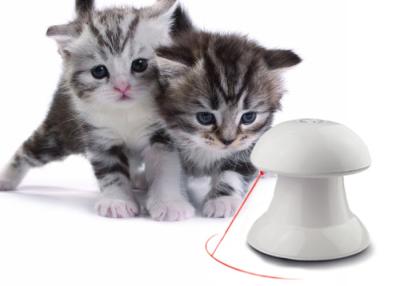 中国 4つの速度/時間の設定との白い色の自動回転猫レーザーのおもちゃ 販売のため