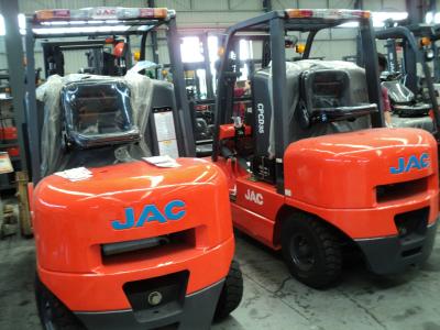 Cina Pneumatico un carrello elevatore a forcale diesel per porto marittimo, camion da 3,5 tonnellate di maneggio del materiale in vendita