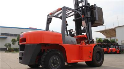 Cina Carrello elevatore a forcale diesel del motore resistente di ISUZU per il magazzino, altezza di elevazione di 3000mm in vendita