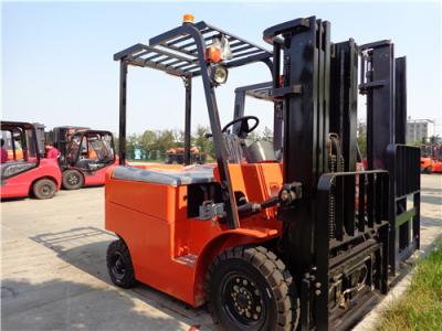 Cina Carrello elevatore a forcale magazzino idraulico/automatico della benzina 2T per il carico & lo scarico del carico in vendita