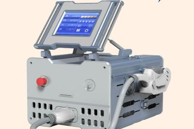 中国 高い発電 IPL レーザー装置の家 SHR の永久的な毛の取り外し Machime 2400w 販売のため