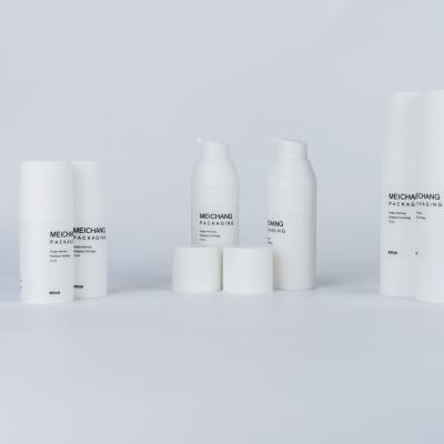 Cina Materiale PP Pompa di lozione senza aria per lozione per il corpo 15ML 30ML 50ML Bianco Rotondo 0.25ML in vendita