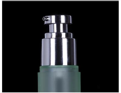 Cina Disegno economico su misura Bottiglia senza aria a pompa da 30 ml per crema per occhi e materiale plastico in vendita