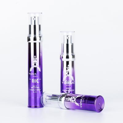 Cina Cosmetici industriali 15ml 20ml 30ml Pompa senza aria con serigrafia e artigianato UV in vendita