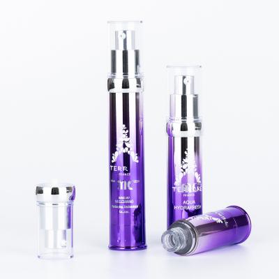 Cina Cosmetici industriali 15ml 20ml 30ml Pompa senza aria con serigrafia e artigianato UV in vendita