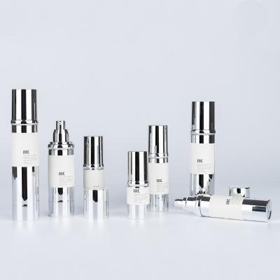 Cina 15 ml 20 ml 30 ml Bottone di pompa senza aria durevole per vari cosmetici e creme per il viso in vendita