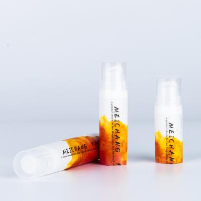 China PP kraag 5 ml 10 ml 15 ml capaciteit luchtloze lotion pomp fles toner fles met dop Te koop