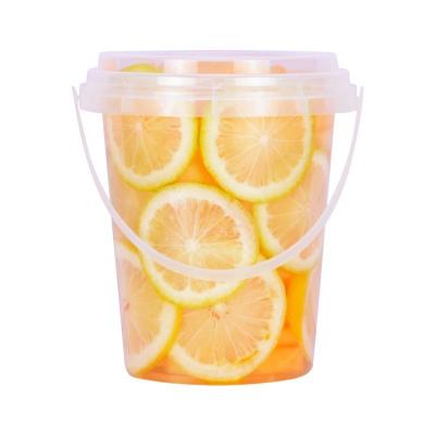 China 1000ML Giant Fruit Tea Bucket Cup - Disposable Handheld Snack & Drink Container, Large Capacity Boba Milk Tea Tub with Handle for sale