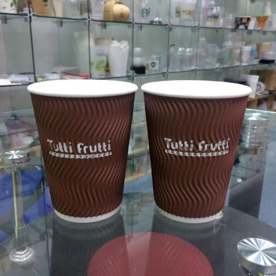 Cina Amichevole eco- su misura della tazza di carta 16oz di logo del caffè della tazza calda eliminabile dell'ondulazione in vendita