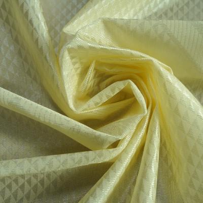 Cina il filo di ordito antipolvere del poliestere ha tricottato il filato imbottente del tessuto 43D del materasso in vendita