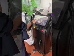 Ondas triplas da máquina da remoção do cabelo do laser do diodo refrigerar de água