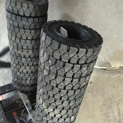 China Morden Industrial Forklift Solid Tyres hot sale 12.00-20 12.00-24 solid forklift tire cheap price  CRA Forklift Parts & for sale