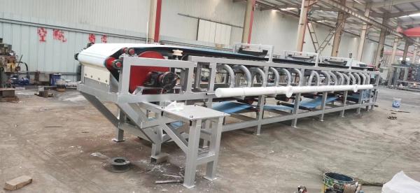 Quality Customized Environmental Protection Equipment Continuous Rubber Belt Vacuum for sale