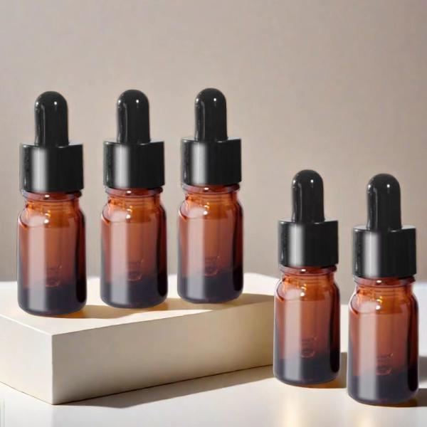 Quality 5ml Glass Bottle With Dropper , Dropper Bottle 5ml For Essential Oils / CBD oils for sale