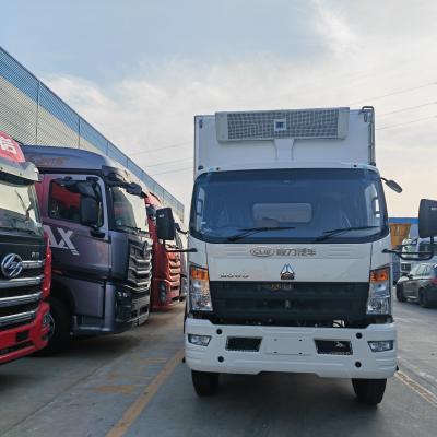 China HOWO Thermoking Refrigerated Van Freezer , Refrigerated Transport Truck for sale