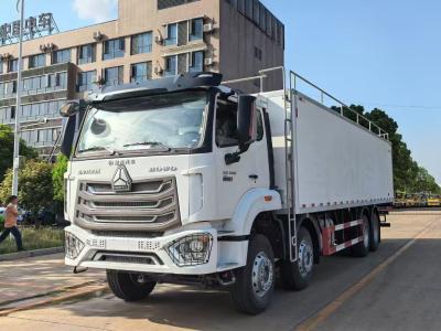 China Sinotruk HOWO Refrigerator Truck Car Cooling System Meat Hook Refrigerated Vehicle for sale