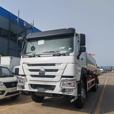 China Sino HOWO Asphalt Distributor Truck Automatic Road Maintenance Truck Bitumen Spraying Truck for sale