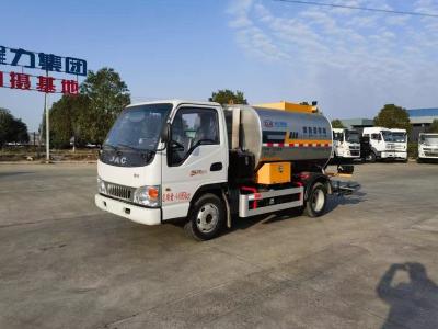 China JAC 4cbm Bitumen Sprayer Truck Automatic Intelligent Asphalt Tanker Truck for sale