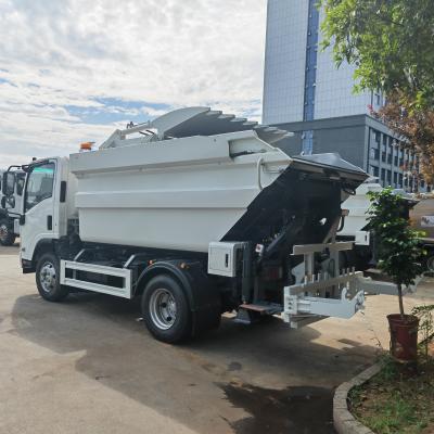 China Isuzu Rear Loader Garbage Truck  Food Waste Disposal Truck For Efficient Garbage Compression for sale