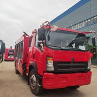 Quality HOWO 5.5CBM Foam Fire Fighter Vehicle , Firefighter Rescue Truck 4X2 for sale