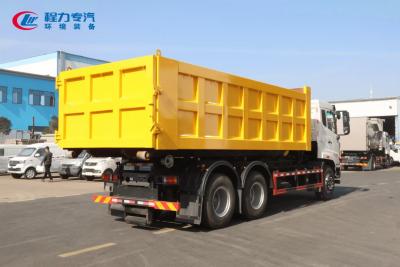Cina Autocarro compattatore HOWO a 3 assi con gancio di sollevamento e gru XCMG da 3 tonnellate in vendita