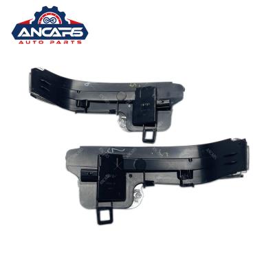 Cina Luce di segnalazione di giro di Toyota di dimensione standard per Rav4 2020 81730-0R040 in vendita
