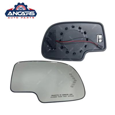 Cina 88944392 88944391 Car Side Mirror Parts Chevrolet Silverado GMC 2003-2006 Mirror Glass in vendita