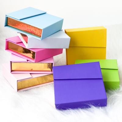 China Customized Eyelash Packaging Box Faux Cils Logo Printed Magnetic Gift Boxes With Window for sale