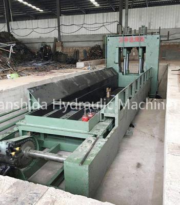 Cina Taglio di 800 Ton Hydraulic Guillotine Scrap Metal in vendita