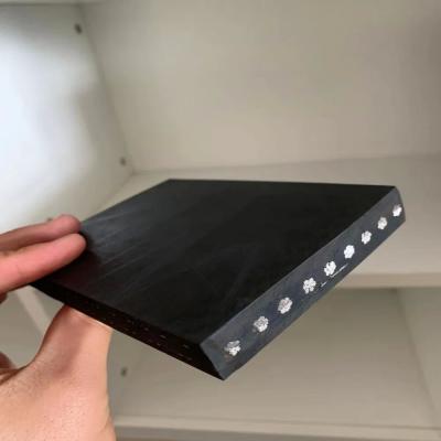 China Steel Cord Rubber Conveyor Belt For Heavy Duty Industrial Conveyor System Applications for sale