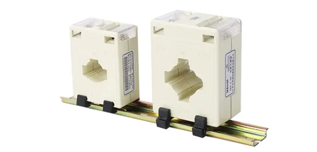 AKH-0.66/I Series Solid Core Current Transformer installed on 35mm Standard DIN Rail