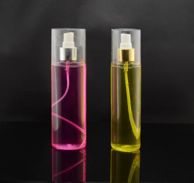 Cina 250ml svuotano la bottiglia vuota dello spruzzo dell'animale domestico delle bottiglie del cosmetico con lo spruzzatore della foschia in vendita