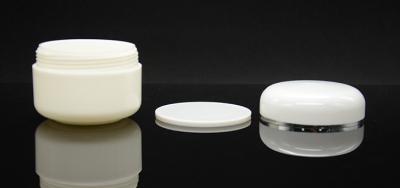 中国 白のふた 50ml が付いている Eco の化粧品の包装のプラスチック クリーム色の瓶 販売のため