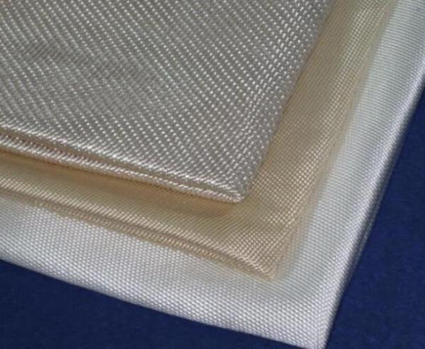 Quality 130C - 140C PES Hot Melt Adhesive PES Granule Copolyester For Glass Fiber Bonding for sale