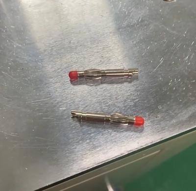 Cina Connessione terminale per lampadina di bronzo a base di metallo per la fabbricazione di lamiere in vendita