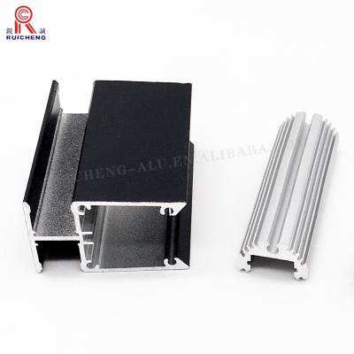 Cina Il diverso stile ha messo il profilo di alluminio del LED anodizzato/polvere ha ricoperto 0,5 - 4meters in vendita