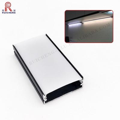Cina Grado di alluminio impermeabile 6063 di carattere di profilo T5 della luce di striscia del LED in vendita