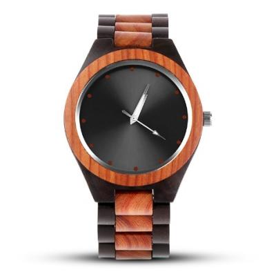 Cina Orologio del quarzo degli uomini di legno di logo su ordinazione con l'esposizione analogica del quadrante, una durata di vita della batteria di 2 anni in vendita