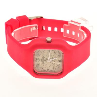 Cina Orologio su ordinazione del quarzo del silicone flessibile una garanzia di anno per il regalo di anniversario in vendita