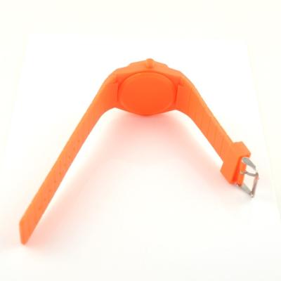 Cina Lo sport unisex della gomma di silicone di modo di progettazione di modo guarda il CE ROHS approvato in vendita