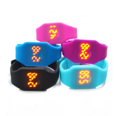 Cina Orologio di Digital del silicone di DWG, colore su misura orologio sottile del touch screen del silicone in vendita