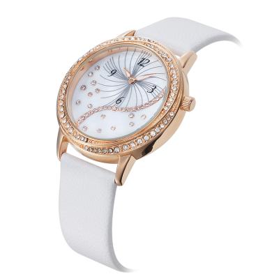 中国 ギフトのための白い本革の合金のJewellyレディース方法水晶腕時計 販売のため