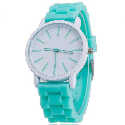 Cina Orologio di lusso unisex della cassa della lega della banda del silicone del polso impermeabile 30 metri in vendita